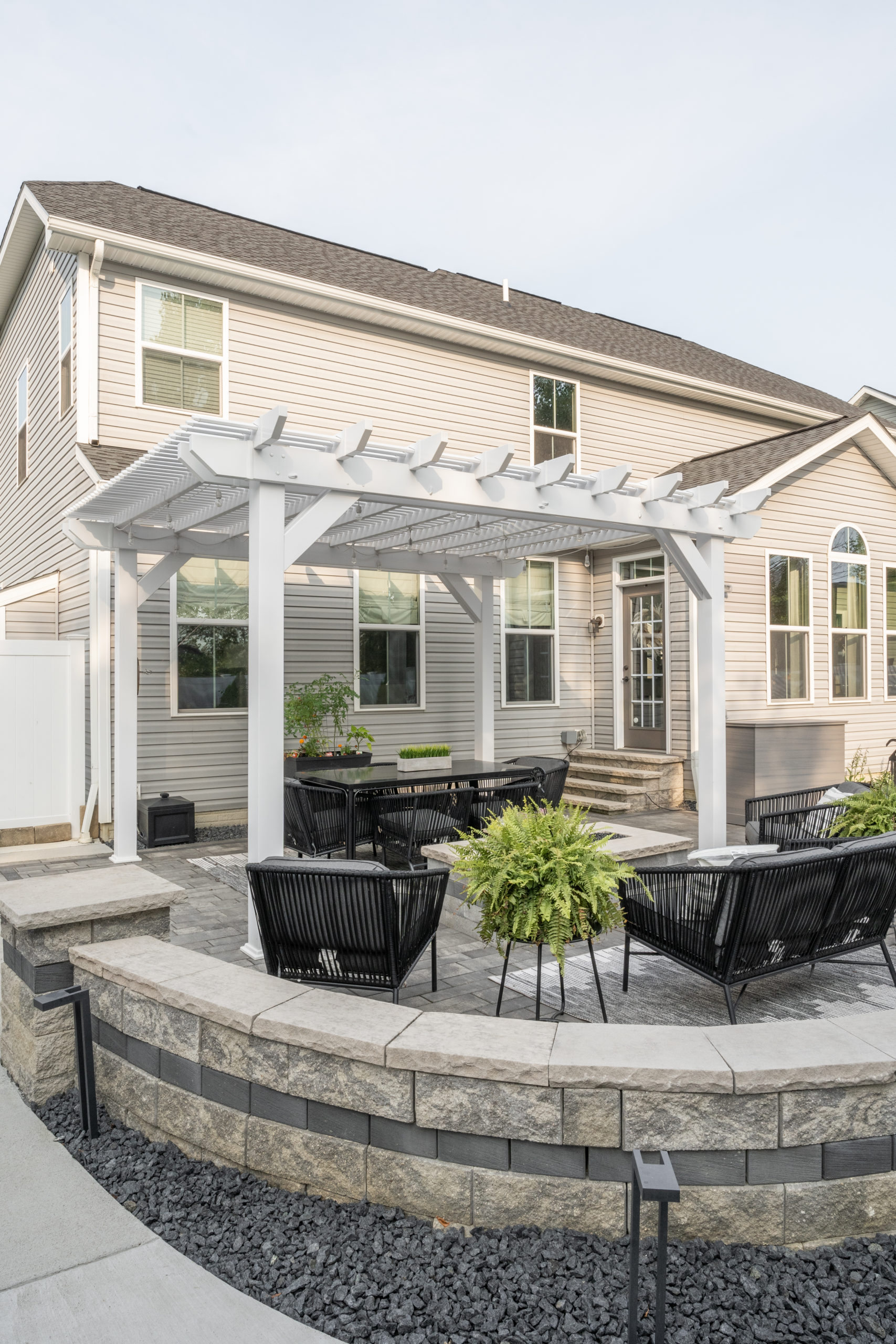 Pergolas and Pavilions | Eastern Shore Landscaping and Lawn Care